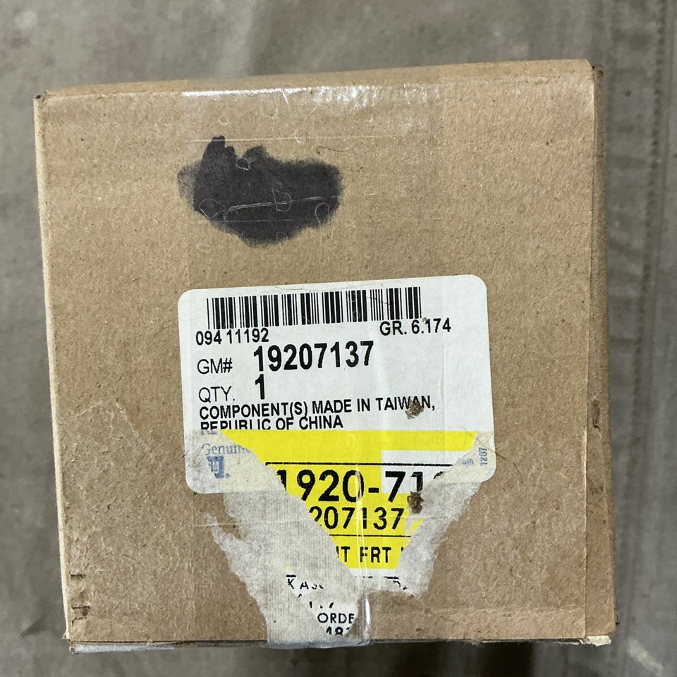 GM Genuine Parts 19207137 - Suspension Ball Joint, Lower | eBay