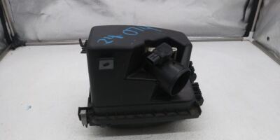 17 18 19 TOYOTA COROLLA 1.8L AIR CLEANER BOX OEM 17701-0T040 | eBay