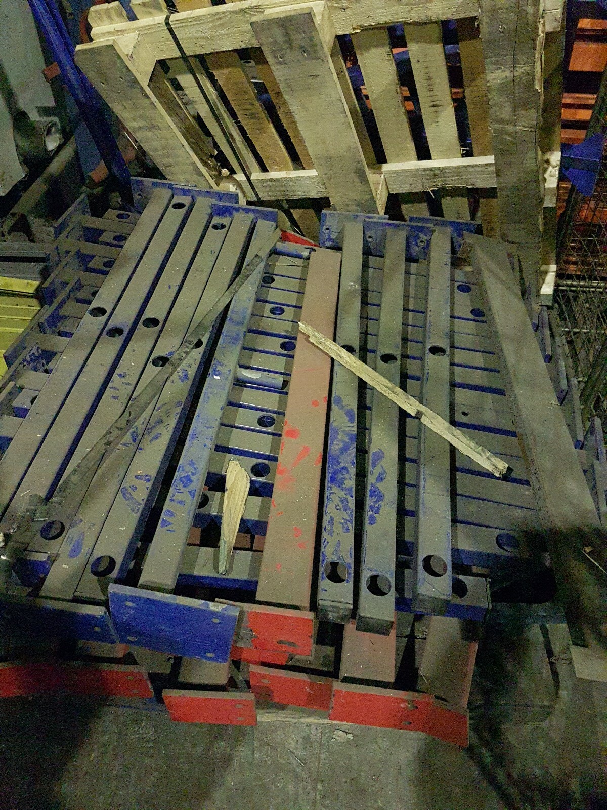 Used Posts For Handrails, Mezzanines RSJ, Pillars, Purlins, Cleats ...