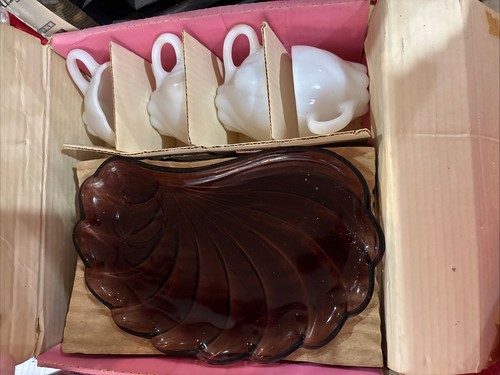 Hazel Atlas Amethyst Seashell Design Snack Tray With Cup Hazelware NOS ...