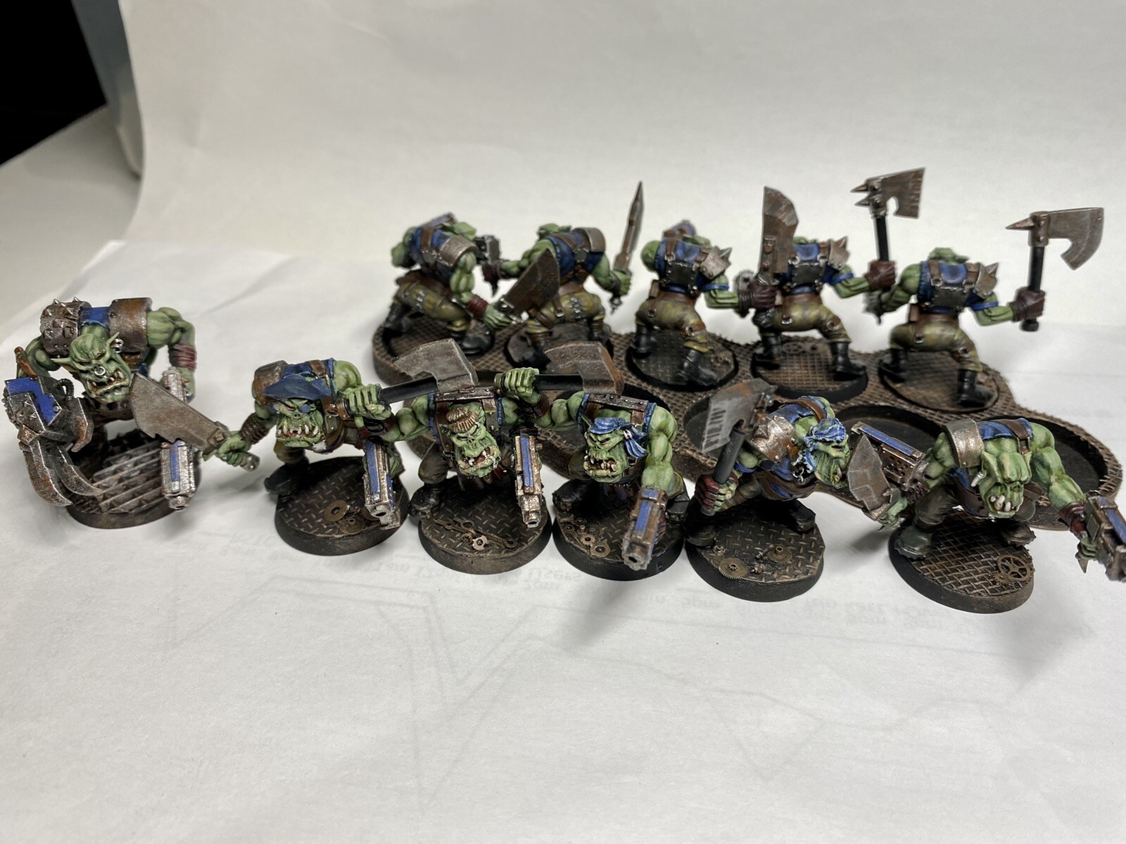 Warhammer 40k Deffskullz Ork Boyz Choppa & Nob (11) well painted. | eBay