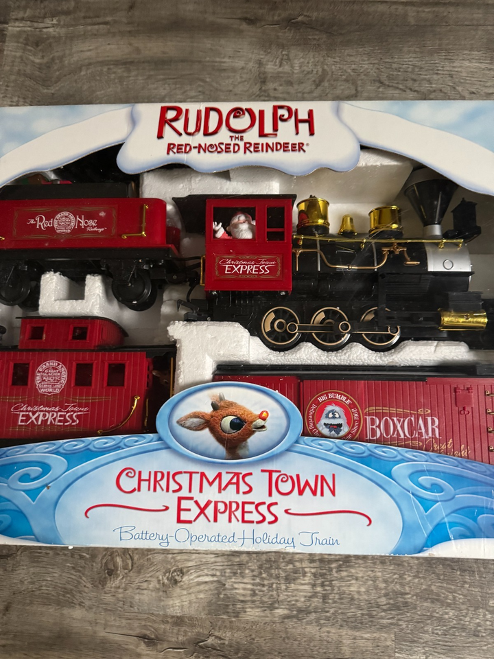 Rudolph Red Nosed Reindeer 2006 Christmas Town Express Battery Operated ...