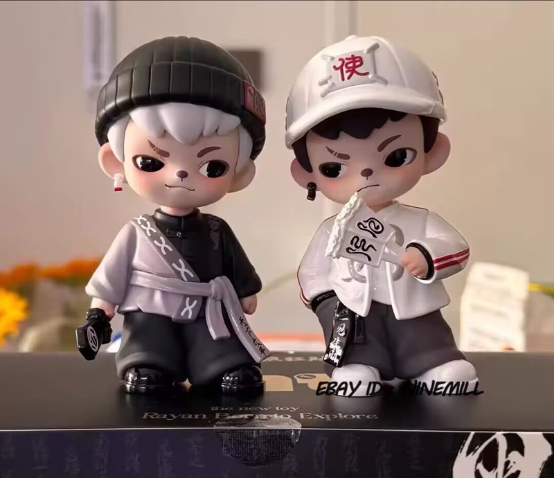 TNT Space X Boy Rayan Black & white Shanghai Limited Edition Model ...