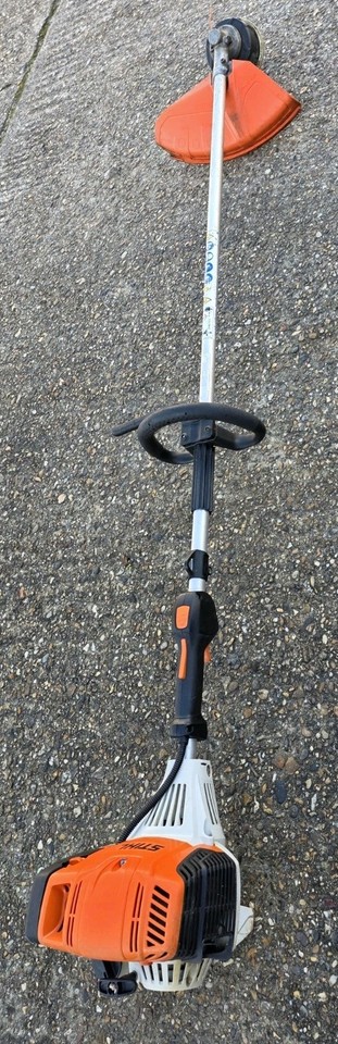Stihl FS 131 Petrol BrushCutter Strimmer - Brush-Cutter FS131R Year ...