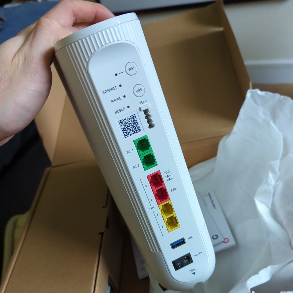Vodafone Ultra Hub 7 Fibre Router WiFi 7 | eBay UK