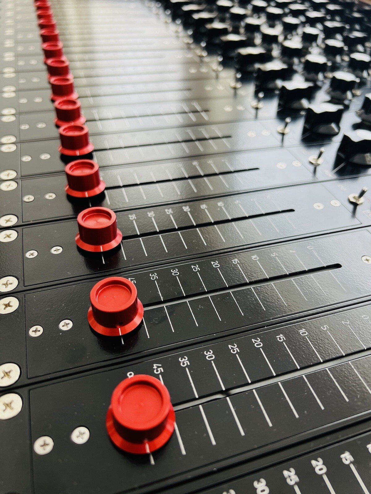 Custom 1970s Recording Console, 16 Channel, Quad Eight Electrodyne ...