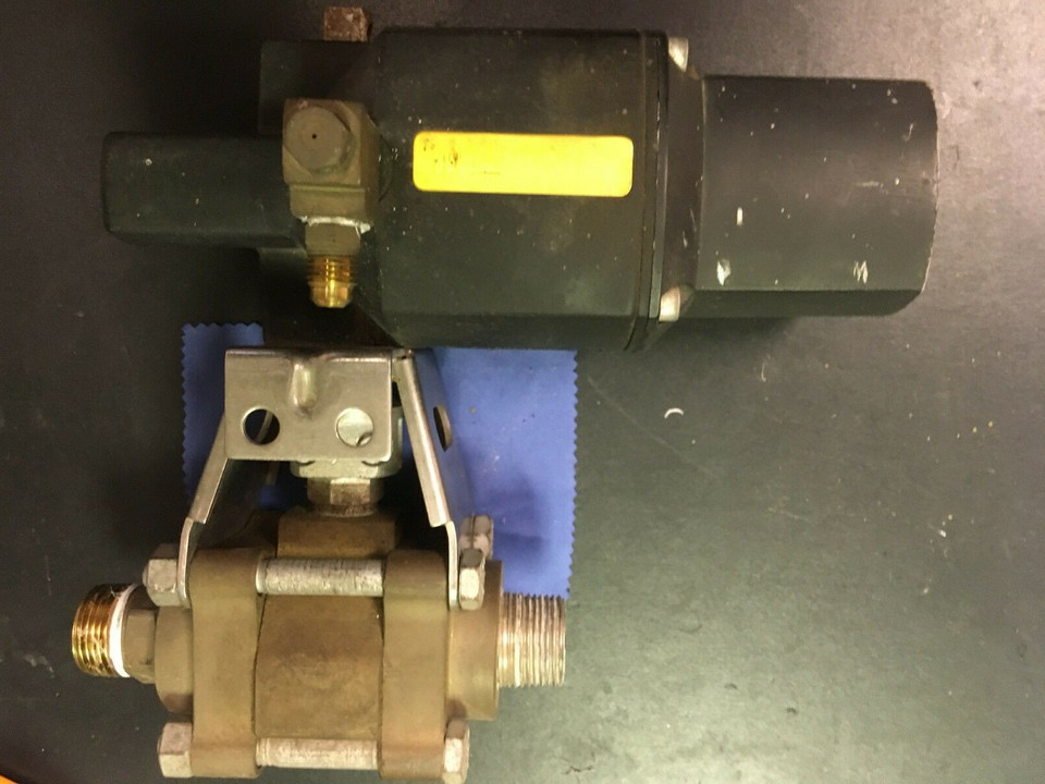 Swagelok 65TF12-33C Pneumatically Actuated 3/4" Ball Valve NC, Spring ...