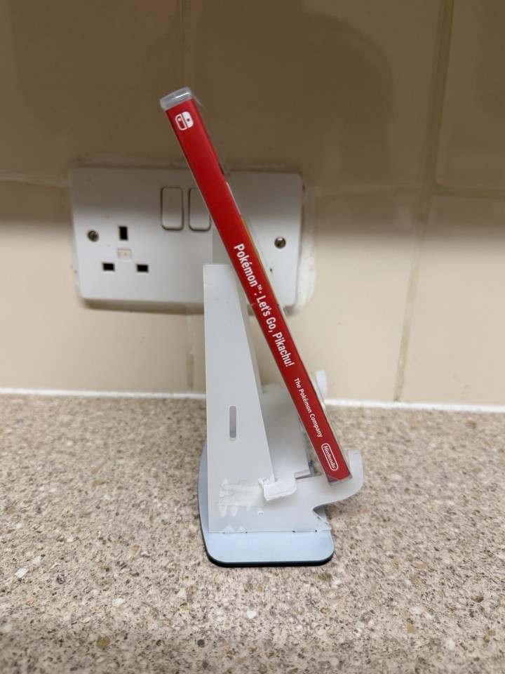 Pokemon - Let's Go Pikachu (Nintendo Switch) | eBay UK