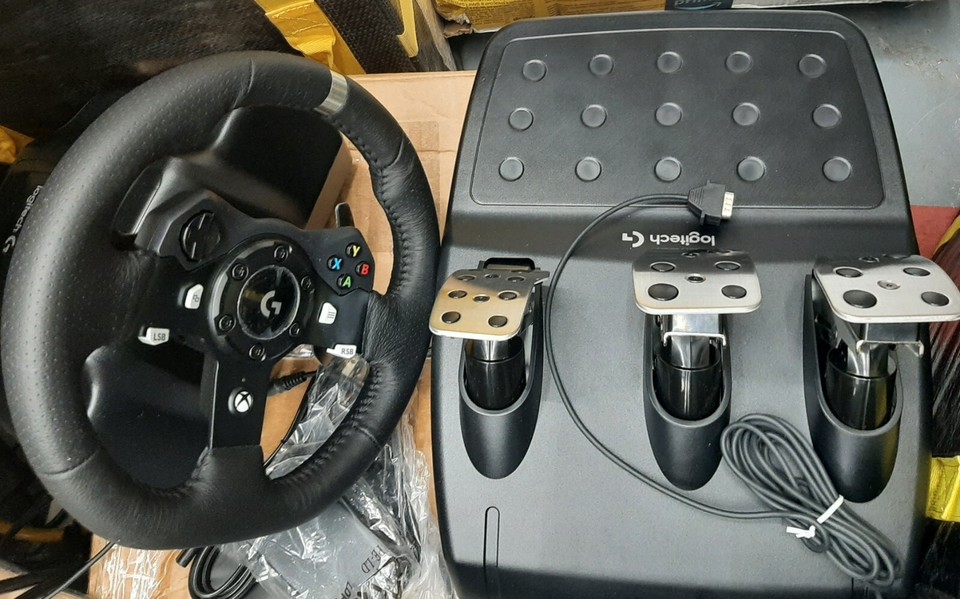 Logitech G920 Driving Force Racing Wheel - Black (941-000121 ...