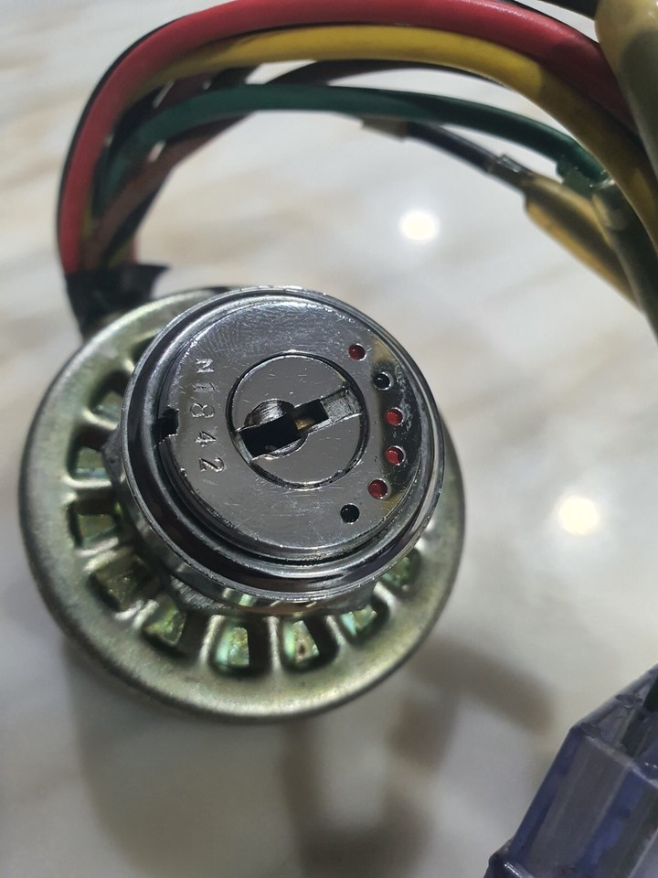 Honda Dream C72 CA72 C77 CA77 Ignition Switch Keyswitch 6 position ...