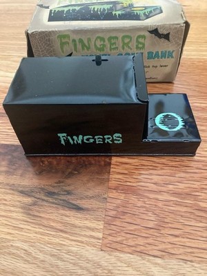 Vintage 1960's Fingers Novel Wind Up Coin Bank, works great! | eBay