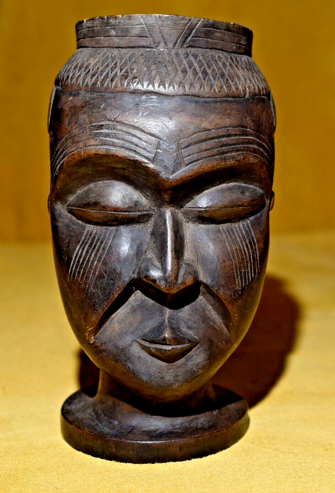 Antique Kuba Tribe Hand Carved Mbwoongntey Wooden Palm Wine Cup Congo ...