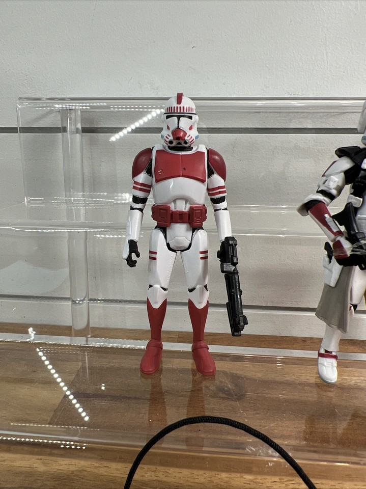 HASBRO STAR WARS REVENGE OF THE SITH RED CLONE COMMANDER & Shock ...