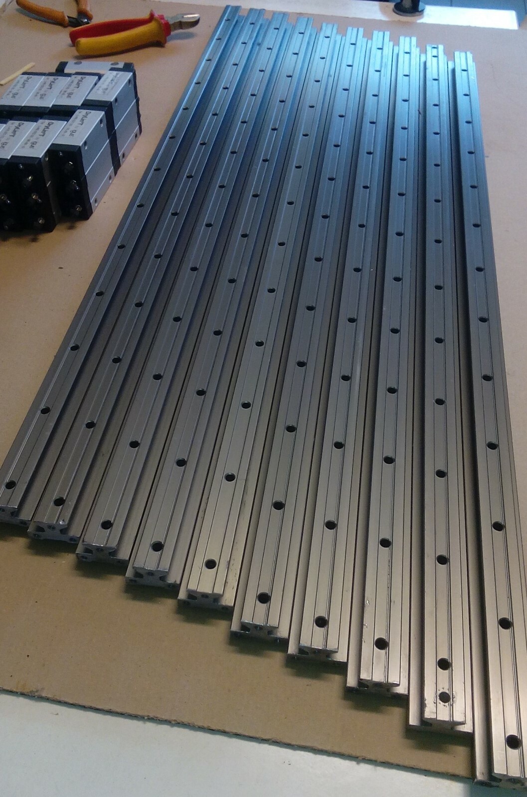 Igus drylin® T TS-01-20 guide rail 780mm long +TW-01-20 carriage- Lot ...