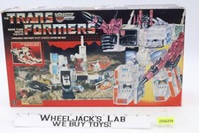 Transformers G1 Metroplex