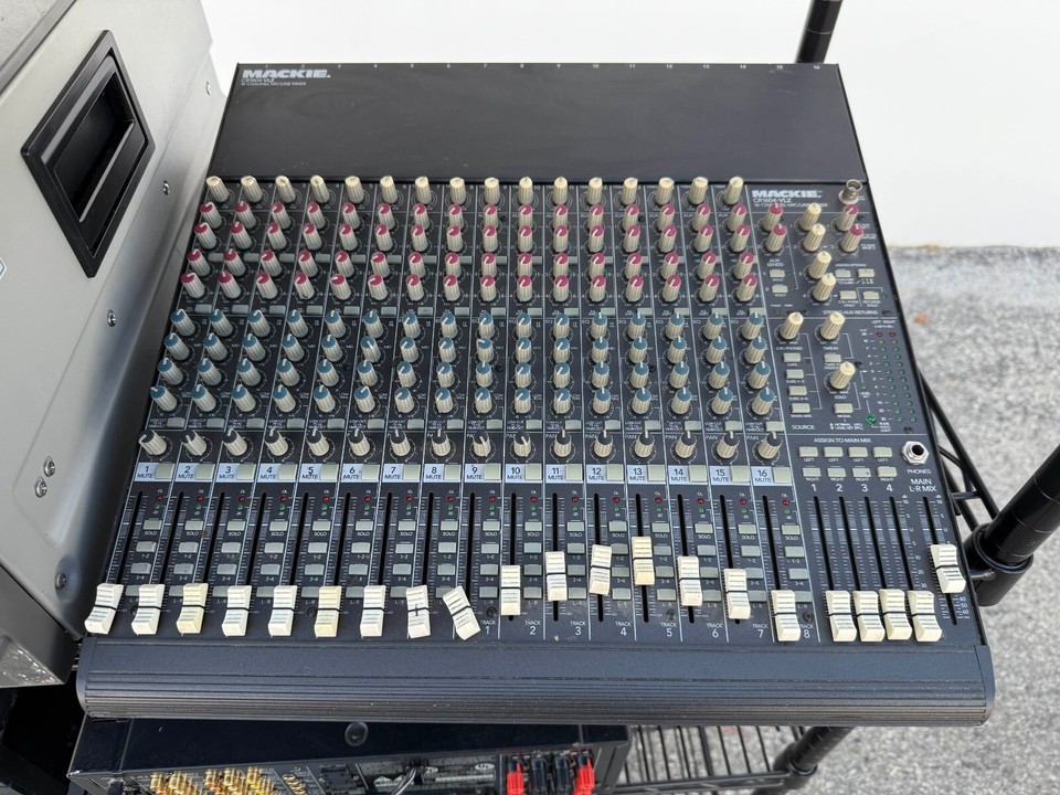 Mackie CR1604VLZ 16-Channel Mic/Line Mixer (Part #205) | eBay
