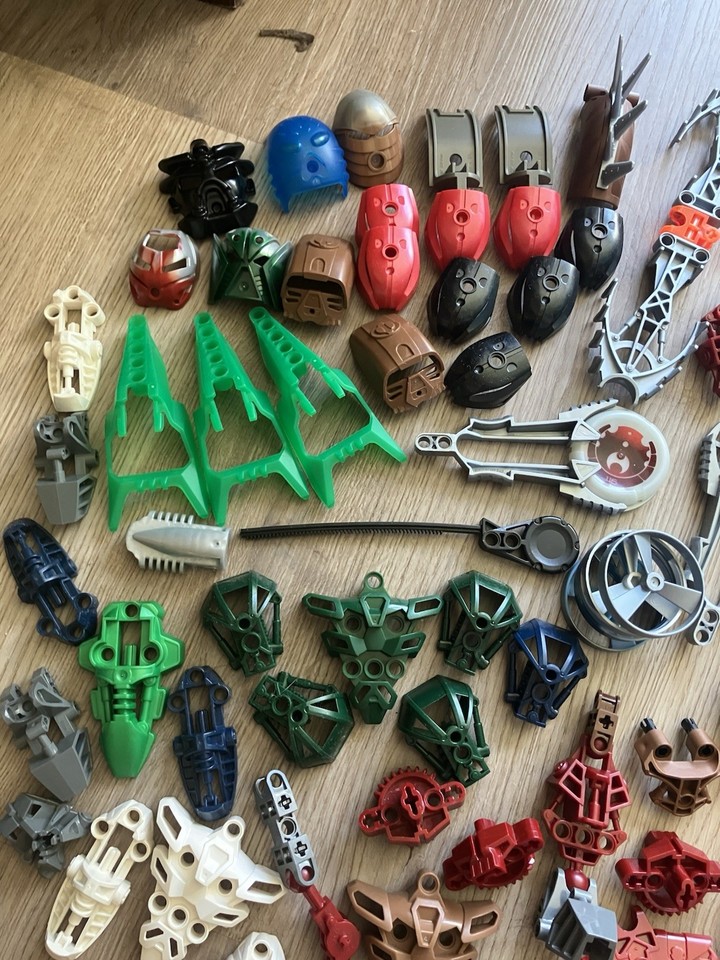 HUGE Lego Bionicle Parts Lot. Older Parts And Pieces Masks | eBay