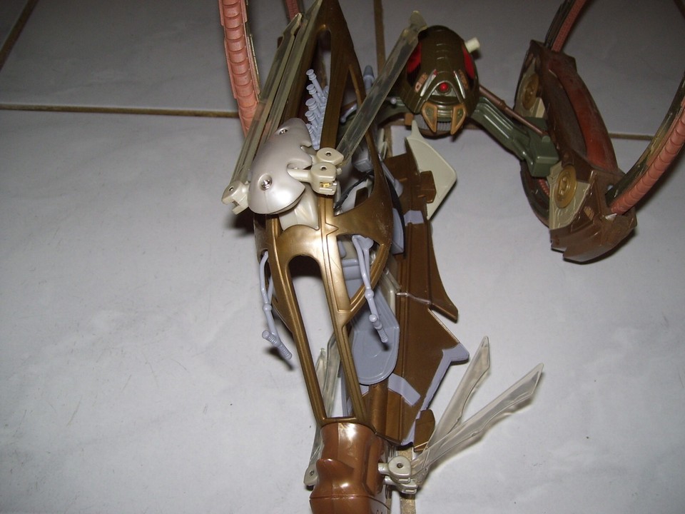 2003 Star Wars AOTC - Hailfire Droid Vehicle - wookie flyer incomplete ...