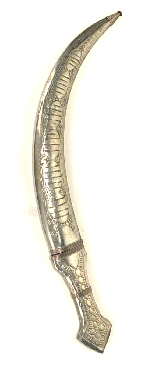 Curved Dagger