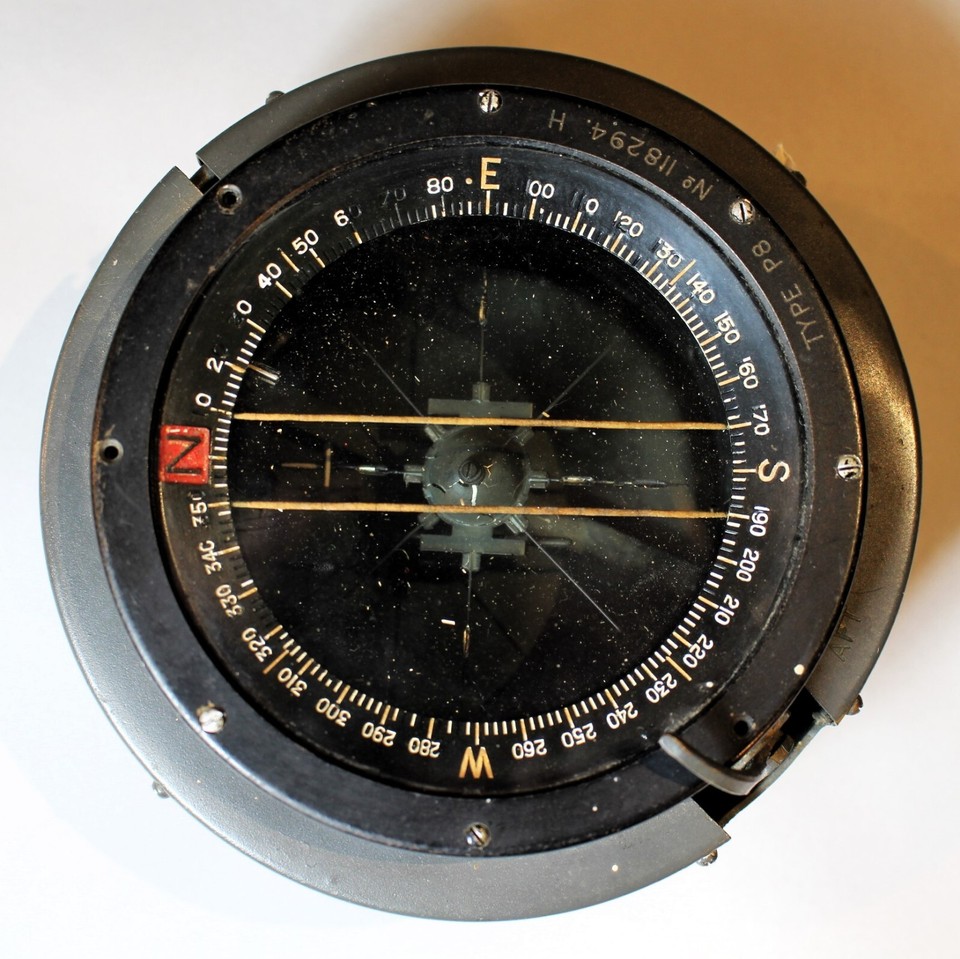 WWII British RAF Fighter Type P8 Compass (Air Ministry Ref.No. 6/AO.726 ...