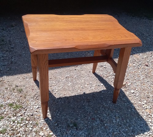 Solid Oak End Table / Side Table (ET463) | eBay