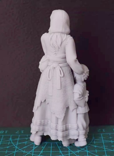 1/18 resin figure model 3D printing of women and children unassembled ...
