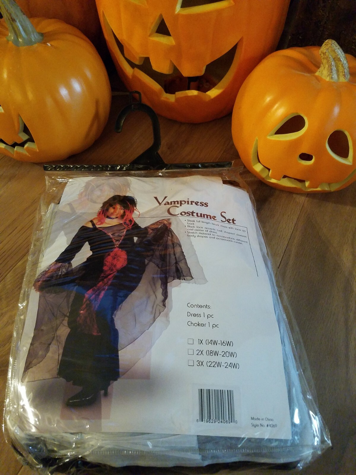 Halloween Vampiress costumes set women size 2X - Gem