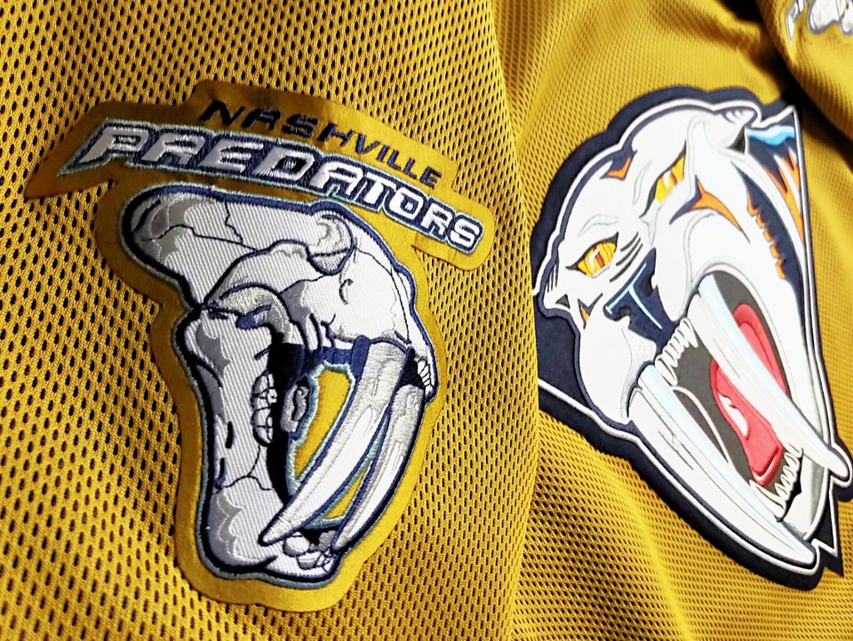 VTG-NWT-XL NASHVILLE PREDATORS 3rd "MUSTARD CAT" 5th PATCH CCM LICENSED ...
