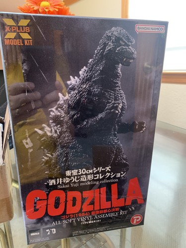 Toho 30Cm Series Yuji Sakai Godzilla 1984 Model Kit Sealed With Ship ...