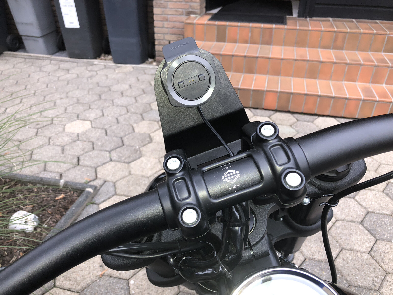 Harley Davidson Fat Bob 2018- Navi-Halterung TomTom