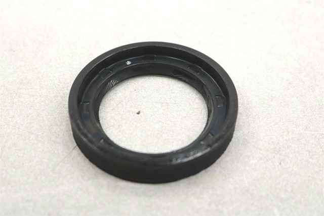 GM Transfer Case Input Shaft Seal - 19299084 for sale online | eBay