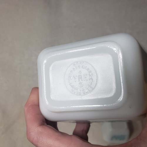 2 Vintage Pyrex 0501 AMISH BUTTERPRINT Refrigerator Dish w/Lid ...
