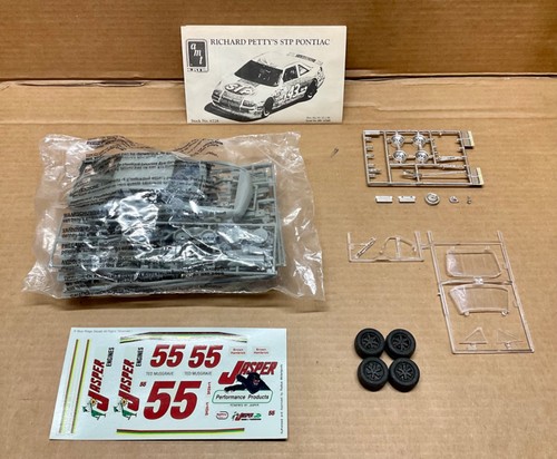 AMT/ERTL #6961 NASCAR #27 PONTIAC GRAND PRIX/TED MUSGRAVE #55 JASPER ...