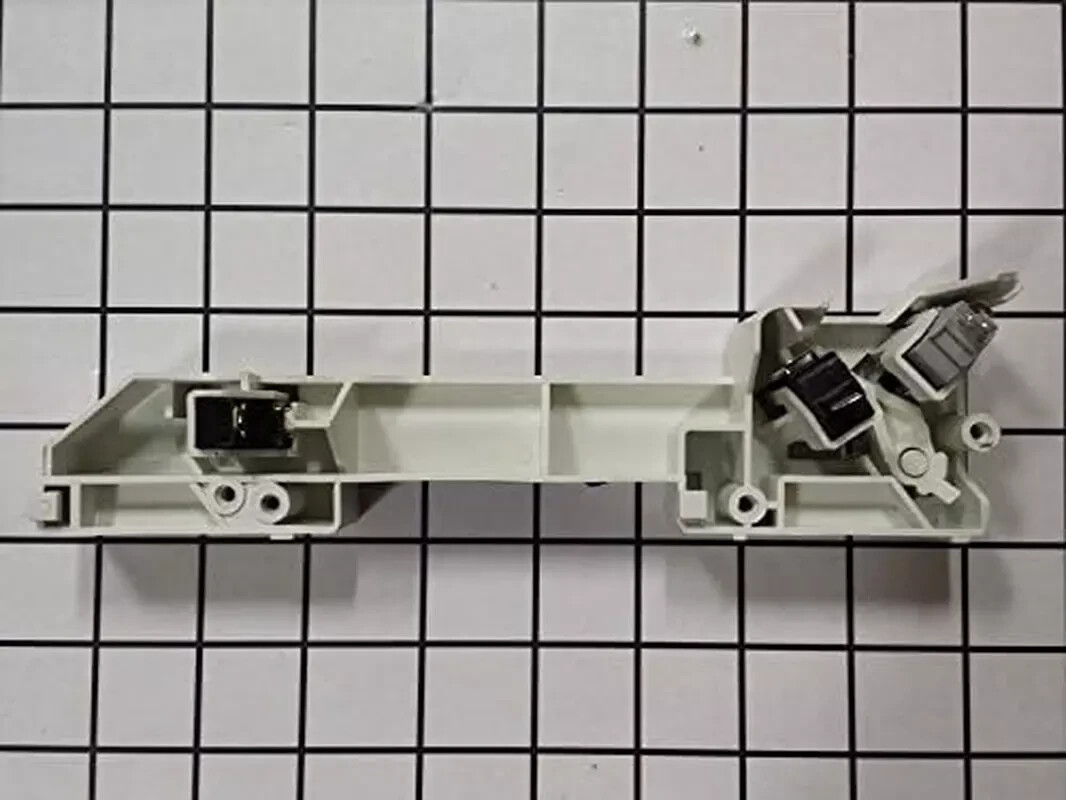 GE Microwave Door Latch Housing WB06X10610 Same Day Ship & Warranty | eBay