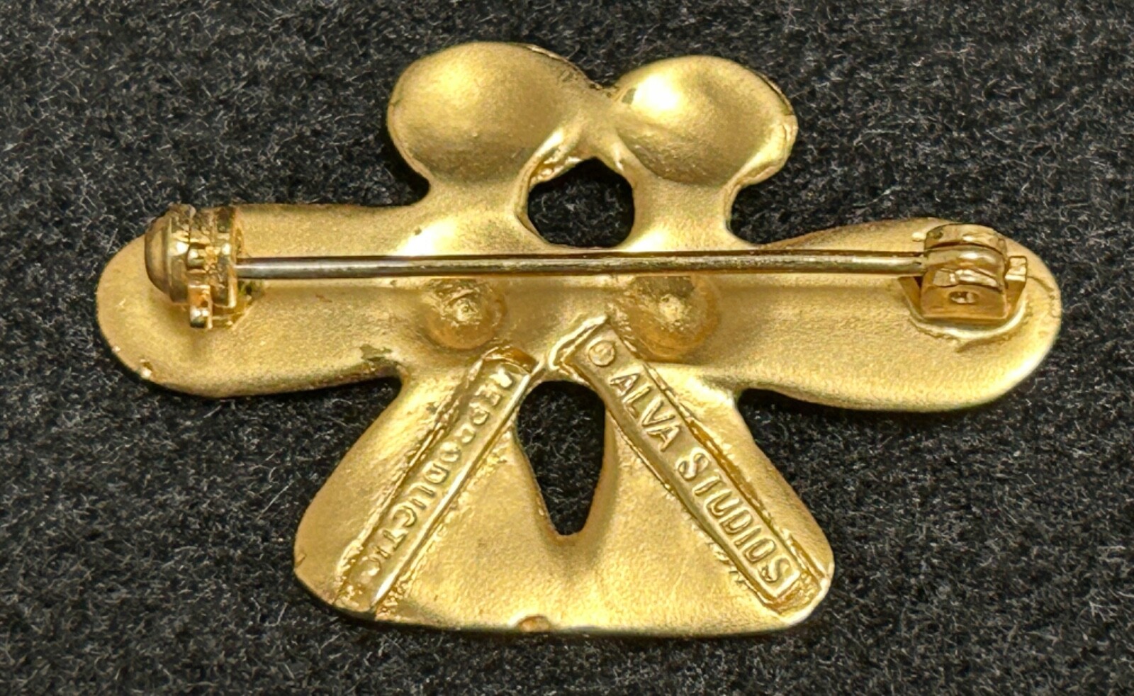 Alva Studios, Museum 3D Figural Replica Owl Pin Brooch Gold Tone Signed ...