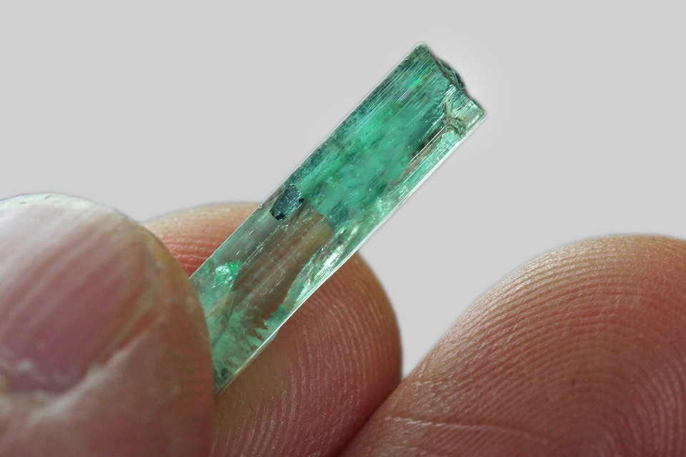 2.55Ct Paraiba Blue Green Emerald Facet Rough Specimen Vanadium Beryl ...