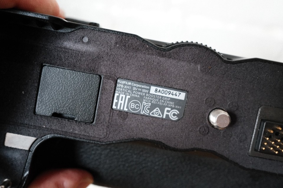 Fujifilm X-H1 Mirrorless Digital Camera - Black (with Vertical Power ...