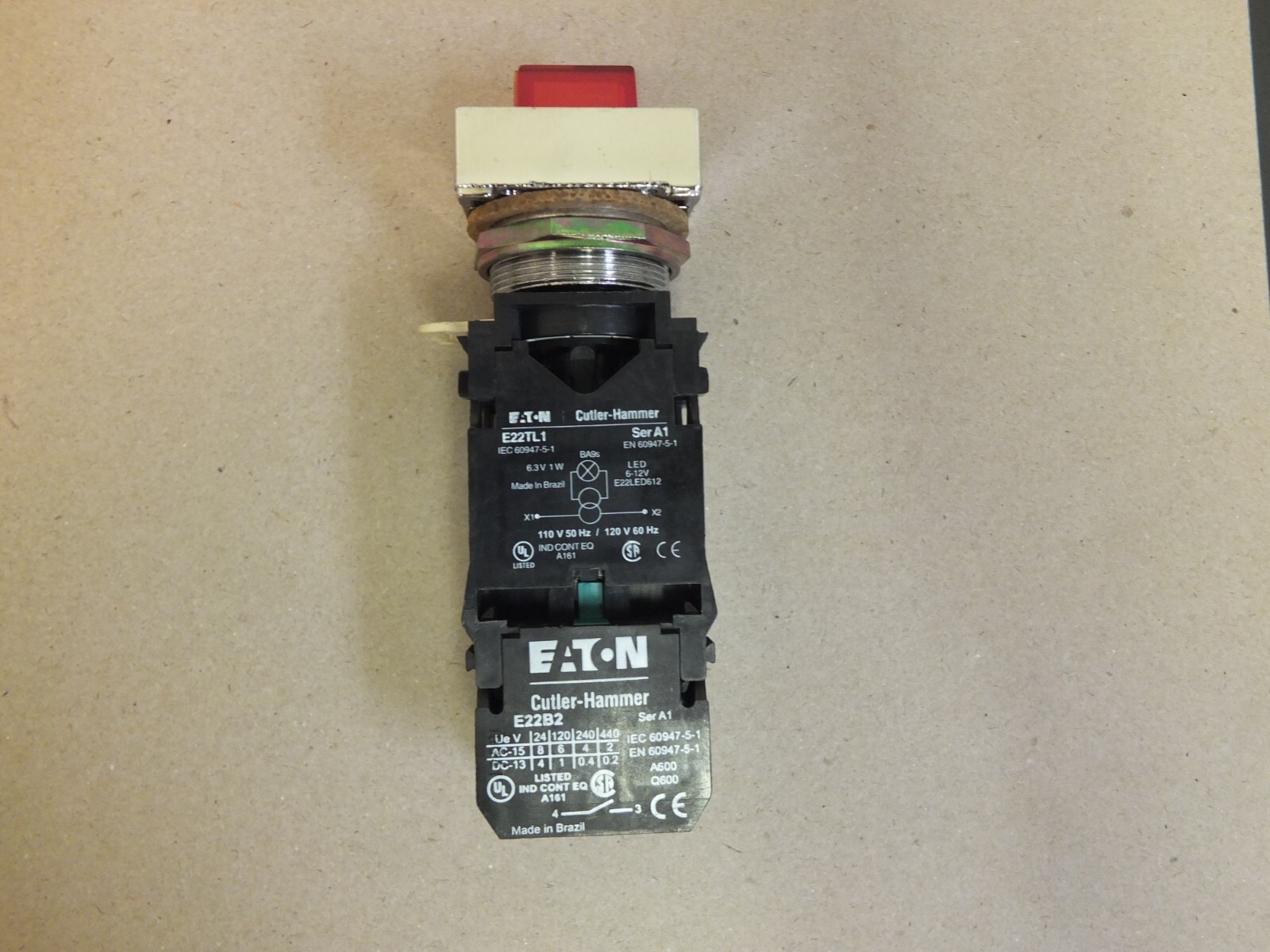 EATON CUTLER-HAMMER E22B2 SER A1 W/SELECTOR SWITCH E22TL1 SER A1 | eBay