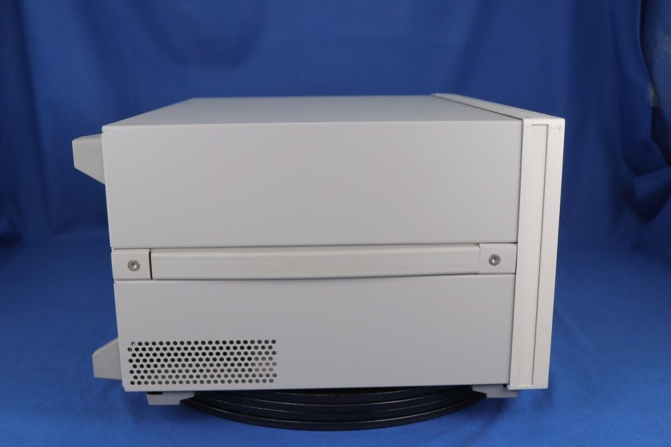 Agilent E5061A Network Analyzer ENA ENA-L , 300KHz to 1.5GHz, 2CH, opt ...