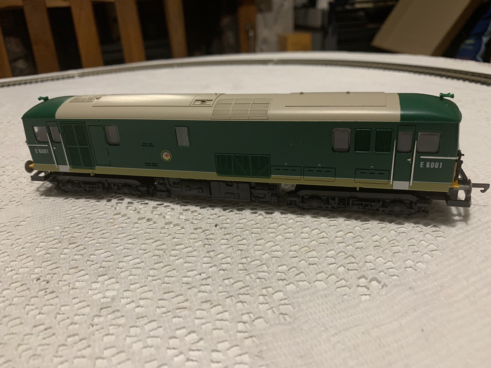 Lima Class 73 Electro-Diesel Loco E6001 in 2 tone Green Livery - Mint ...