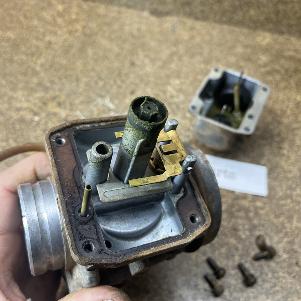 84 Yamaha YZ490 Carburetor NEEDS CLEANING Mikuni Kogyo Mic Carb Oem ...