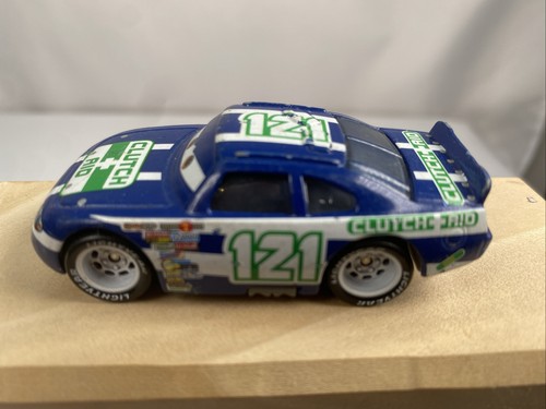 Disney Pixar Cars Clutch Aid Diecast Car Mattel #121 | eBay