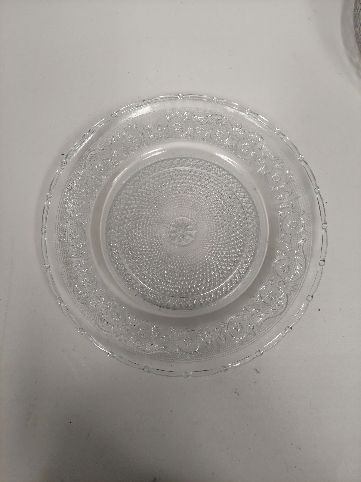 12" Round Glass Serving Dish Platter- Center Piece BEAUTIFUL | eBay