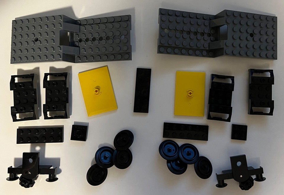 LEGO Split Level Train Car - Dark Bluish Gray Base 6 x 32 (wheels w ...