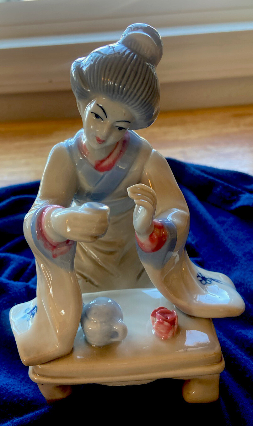 Vintage Japanese Girl/Geisha Pouring Some Tea. | eBay