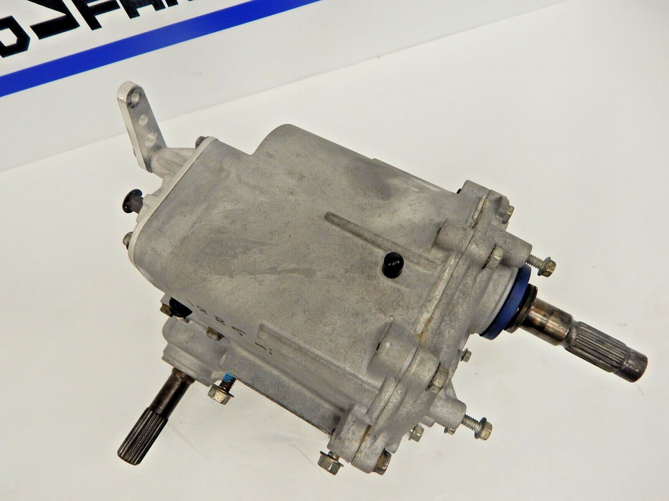 Polaris Magnum 330 4x4 2005 1341372 Main Gearcase Assy | eBay