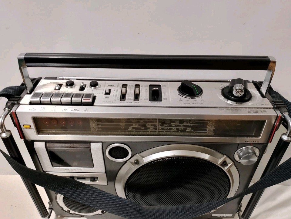 JVC RC-550S vintage and very rare boombox - Ghetto blaster El Diablo ...