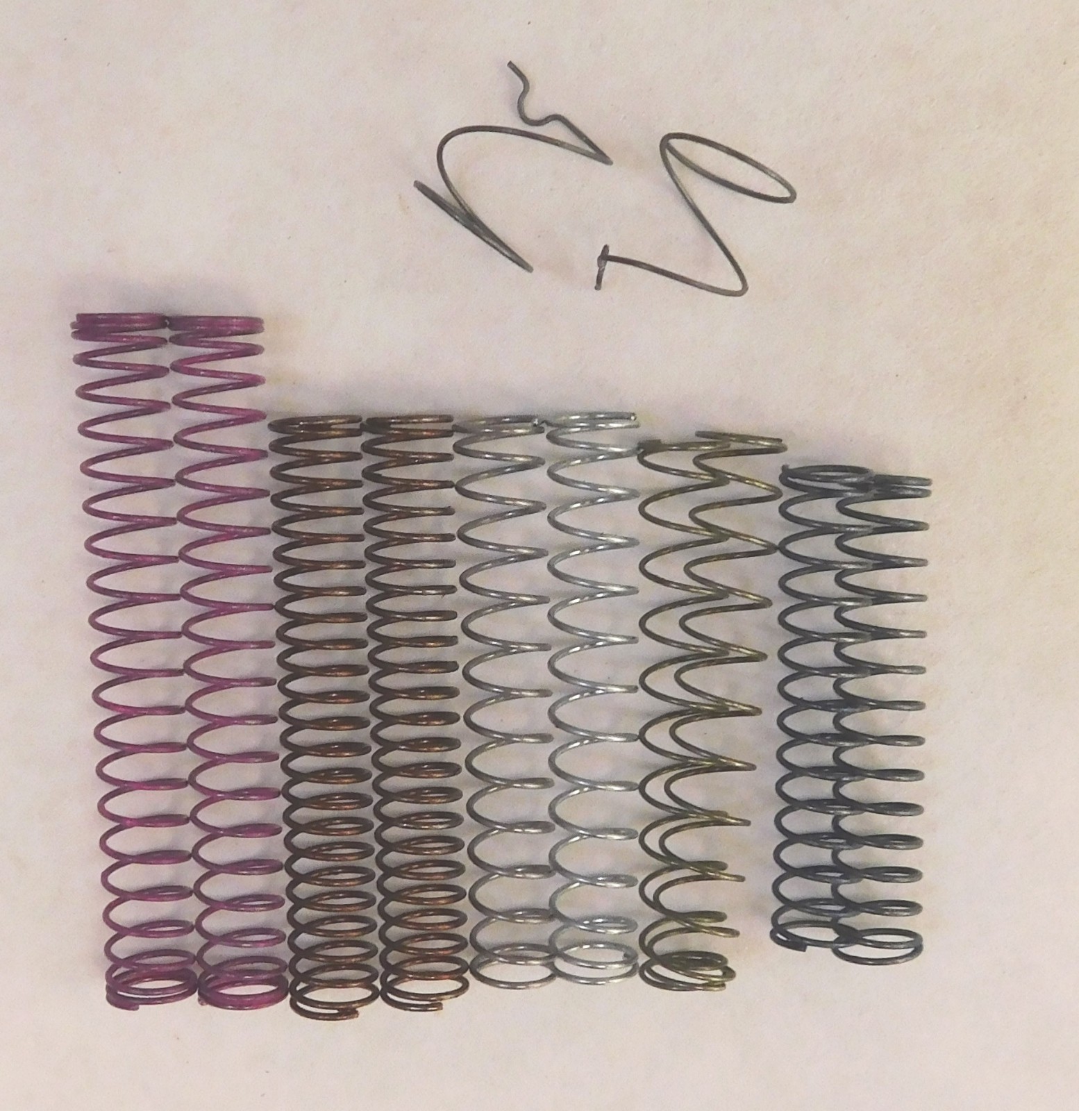 Edelbrock Carb 1464 Performer Thunder Series Step Up Spring Assort 5 ...