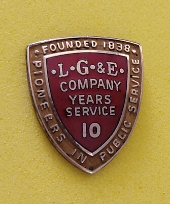 LOUISVILLE GAS AND ELECTRIC 10 YEAR PIN LOUISVILLE KENTUCKY LG&E CO. | eBay