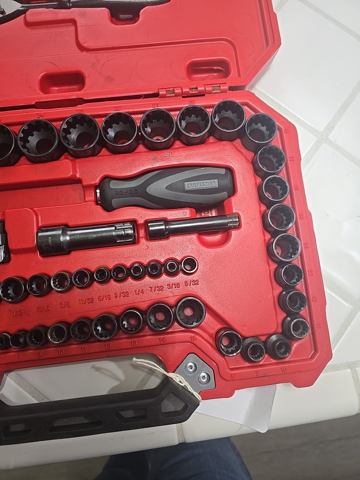 CRAFTSMAN 937698 85 Pieces Universal Max Axess Set Pass Through Socket ...